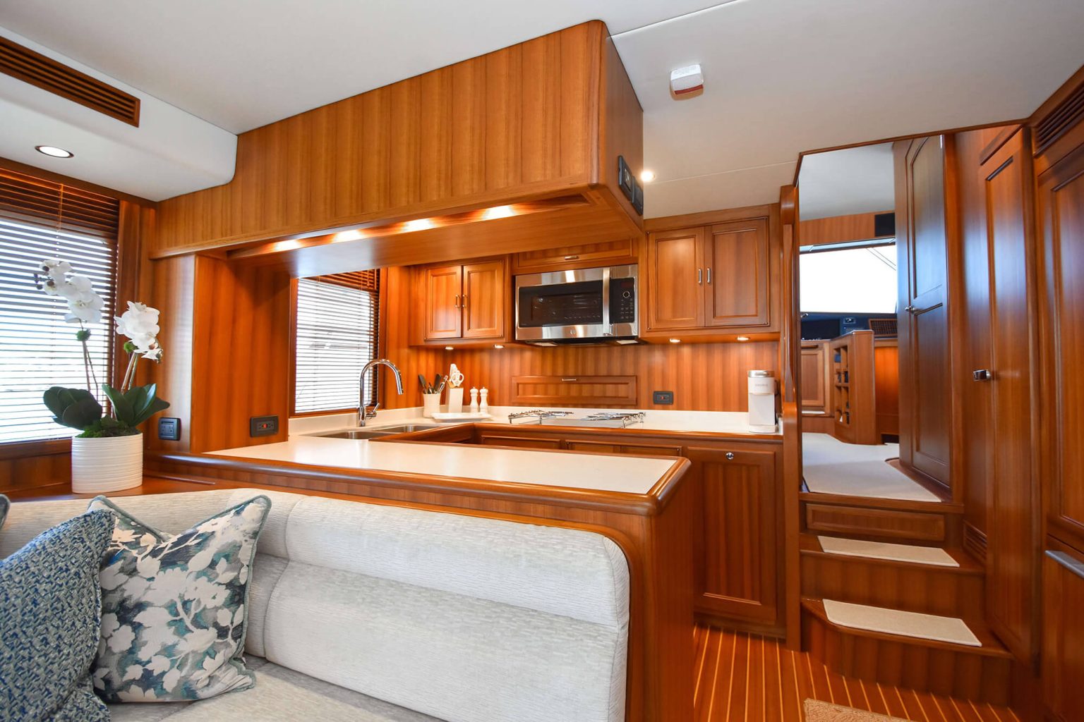 Fleming 58 Luxury Motoryacht For Sale - Burr Yacht Sales, Inc.